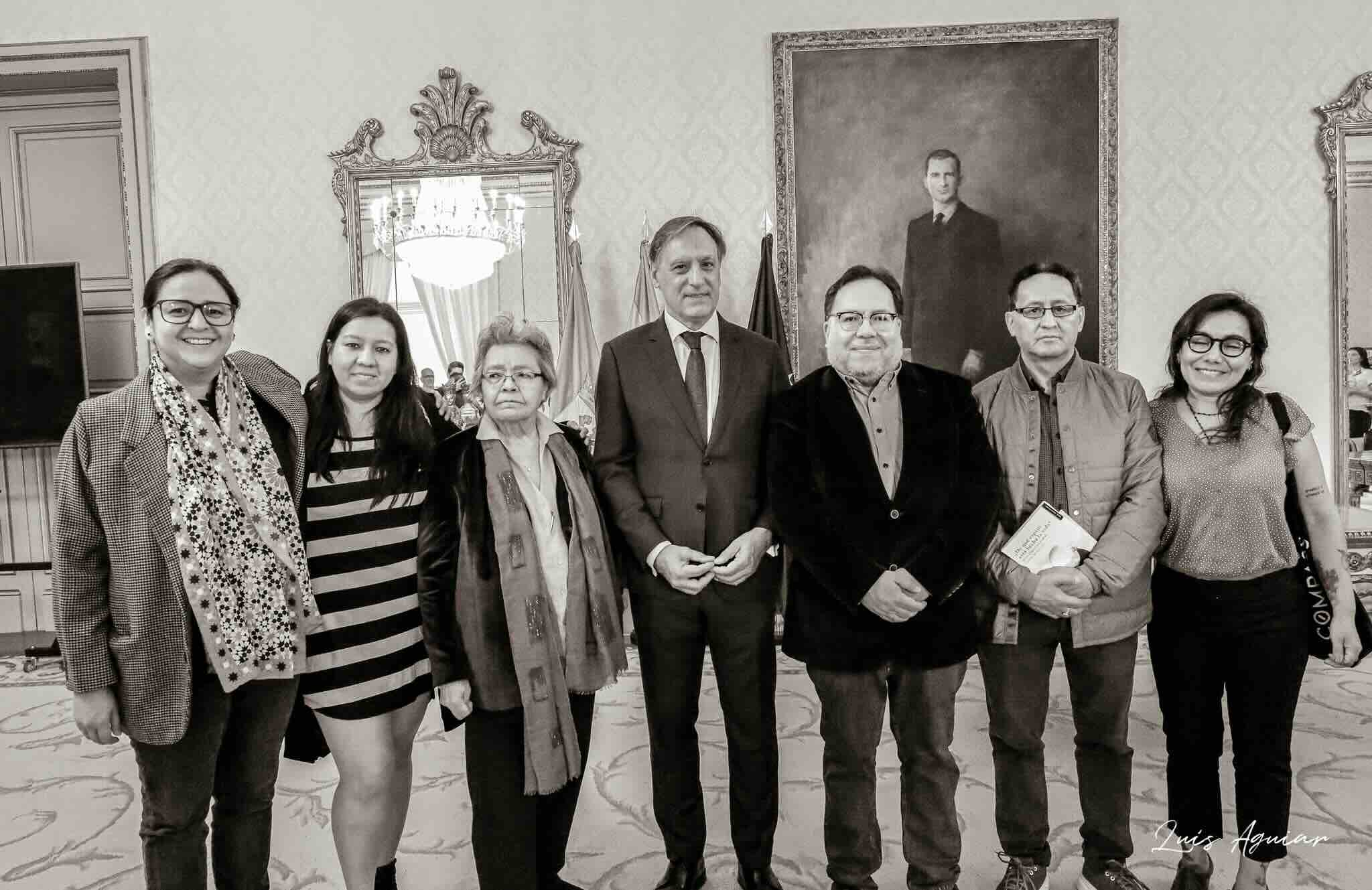 Los poetas compartieron la misma luz - Ecdótica
